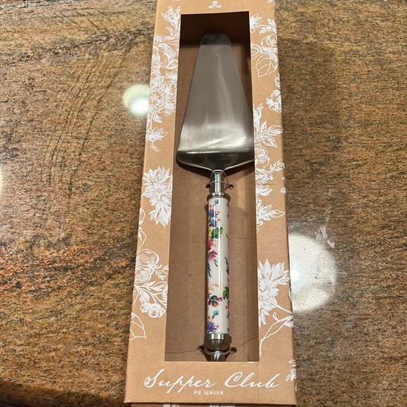 MacKenzie-Childs | Kitchen | Mackenzie Childs Flower Market Pie Server ...